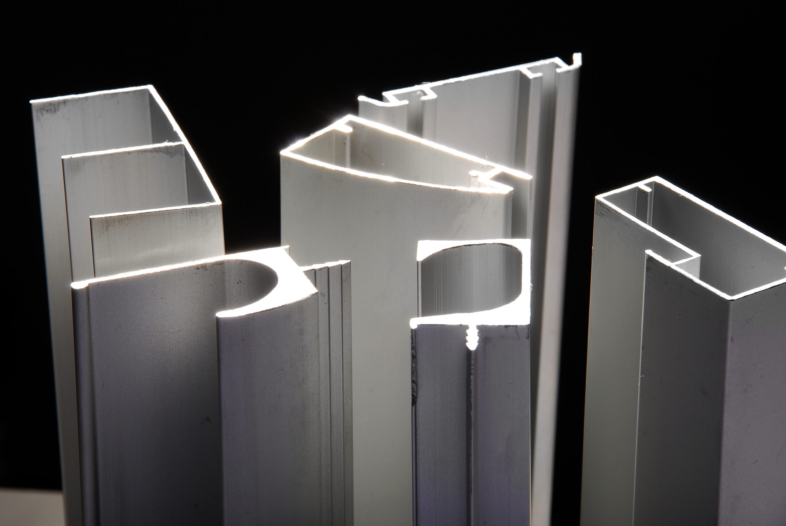 Geometry Inspection of Plastic Profiles | AT Sensors